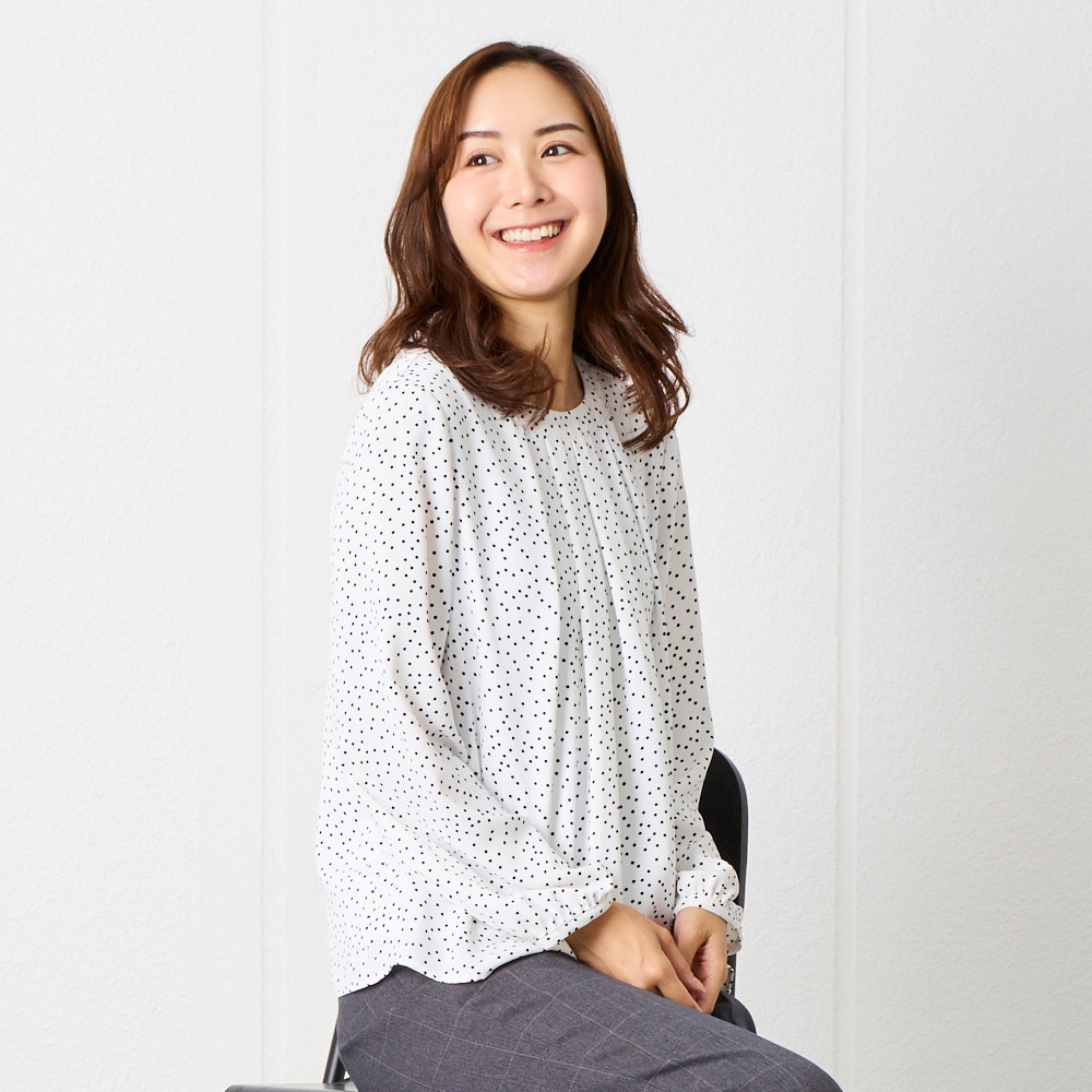 パウダーサテン タックブラウス レディス ESPRITMUR (エスプリミュール) 245ES353IW | イオンスタイルオンライン 衣料品・暮らしの品をネットでお買物