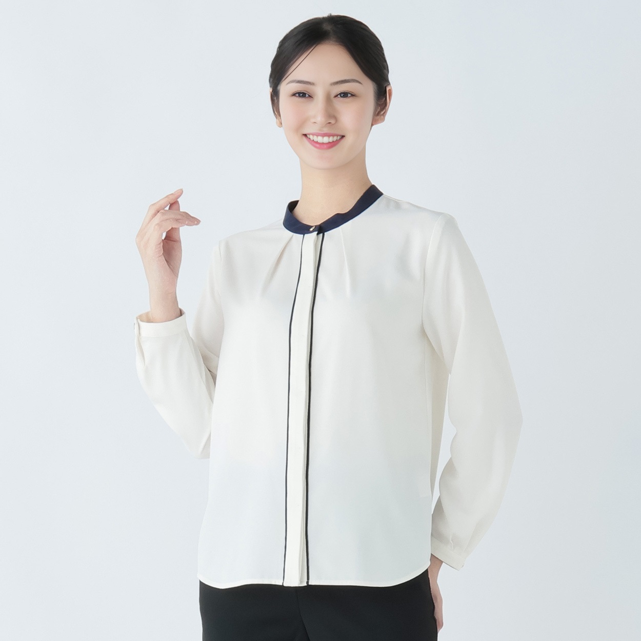 配色パイピングブラウス レディス ESPRITMUR(エスプリミュール) | イオンスタイルオンライン 衣料品・暮らしの品をネットでお買物