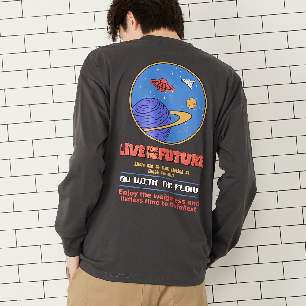 OEスペースバックプリントロングTシャツ Doublefocus (ダブルフォーカス) | イオンスタイルオンライン 衣料品・暮らしの品をネットでお買物