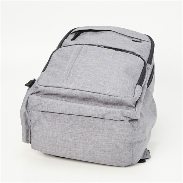 トップバリュ(TOPVALU) 15ポケットはっ水リュック ユニセックス | イオンスタイルオンライン 衣料品・暮らしの品をネットでお買物